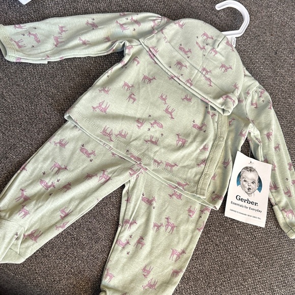 Gerber | Matching Sets | Gerber Green Pajama Set With Pink Deer | Poshmark